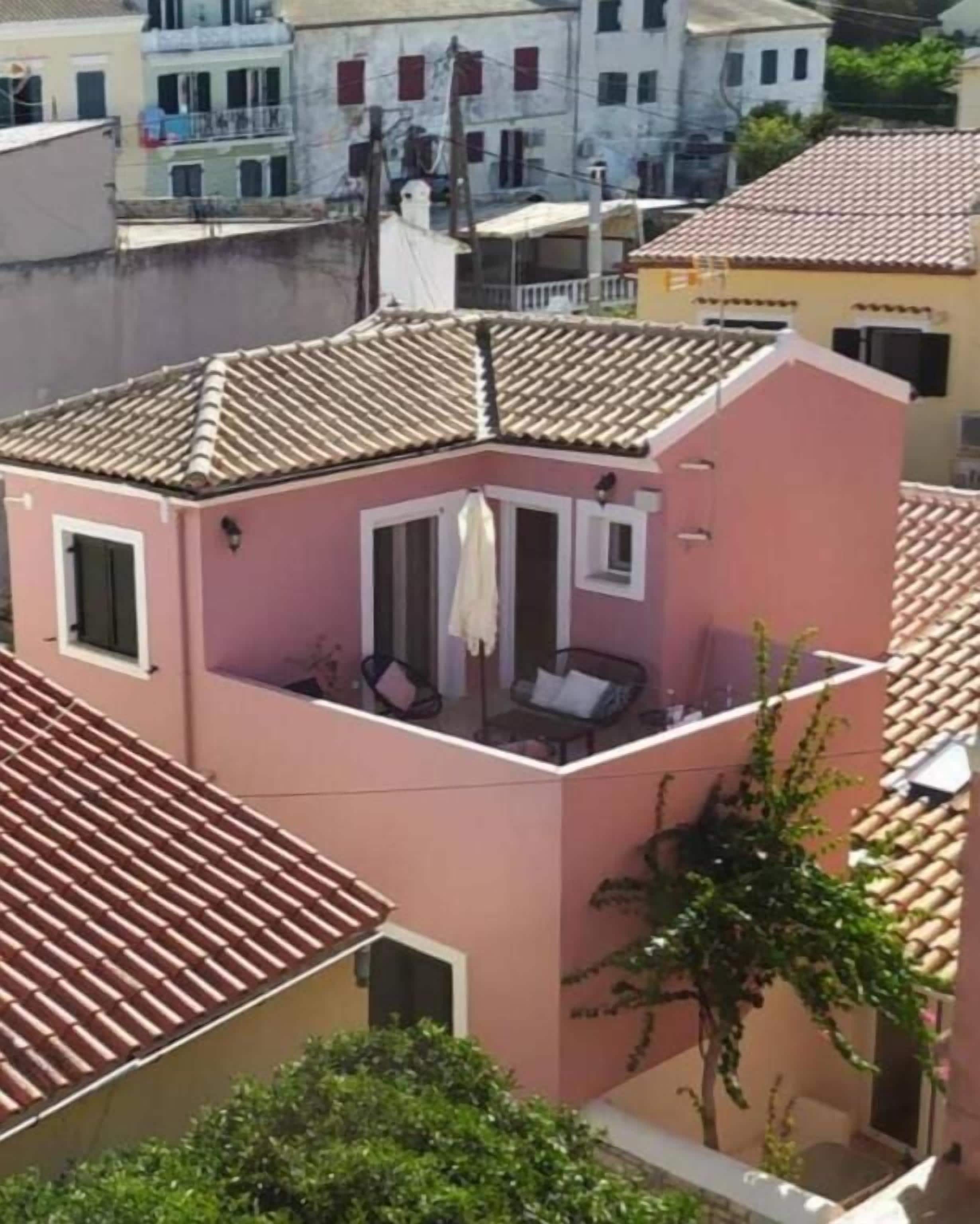 Apartamento, vista parcial para o mar | Fachada