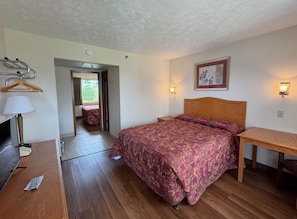 Suite Deluxe, varanda, vista para o rio | Cortinas/cortinados opacos, quartos insonorizados, Wi-fi grátis