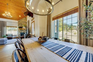 Casa (2 Bedrooms) | Interior