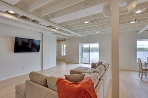 Casa (2 Bedrooms) | Interior