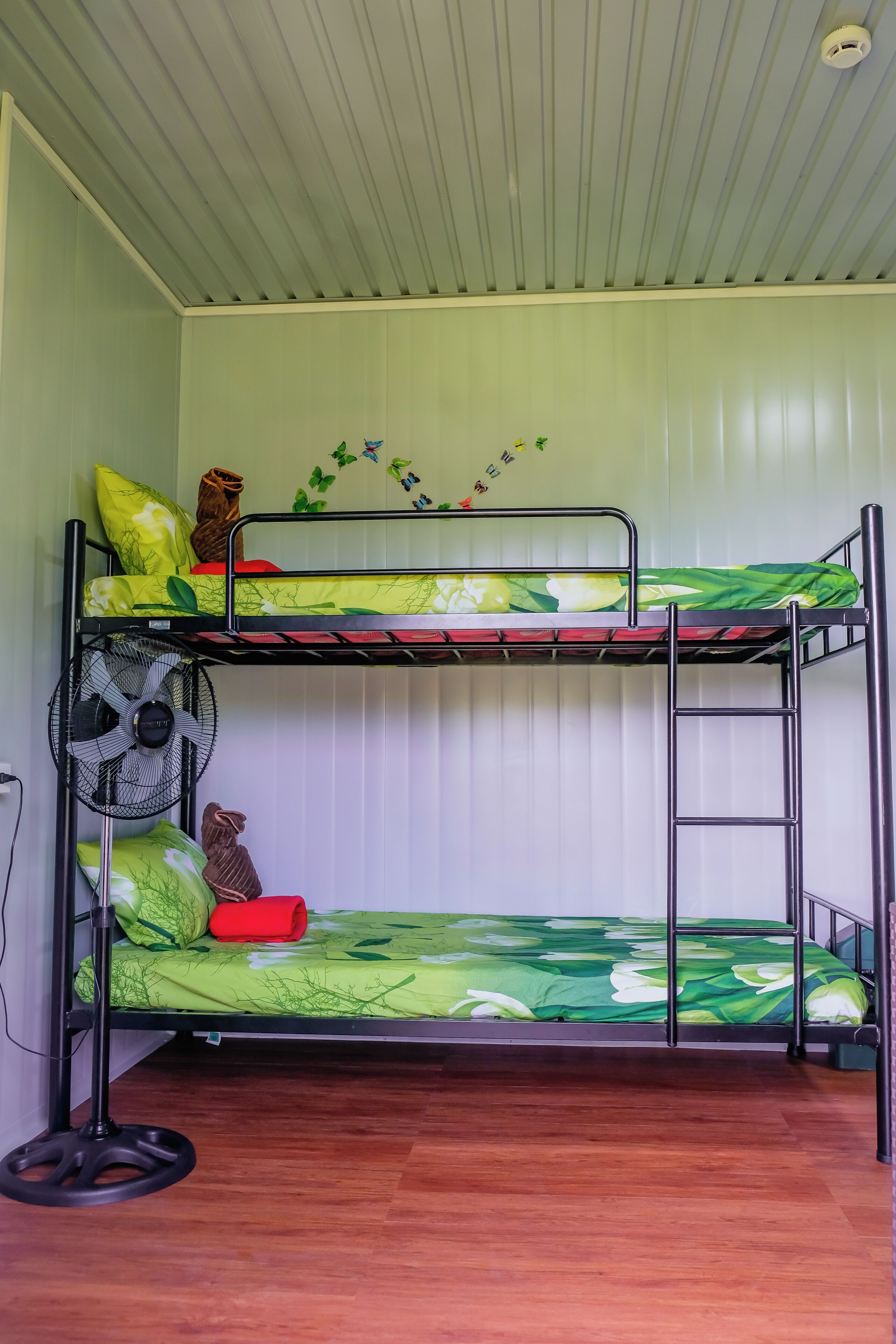 Quarto família | Escrivaninha, espaço de trabalho para notebook, Wi-Fi de cortesia