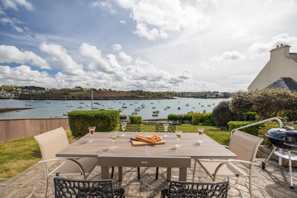 Beautiful Panoramic View Of The Sea - Portsall - Ploudalmézeau