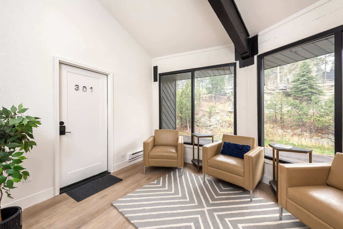 Modern Condo With Town And Mountain Views! - Evergreen, CO