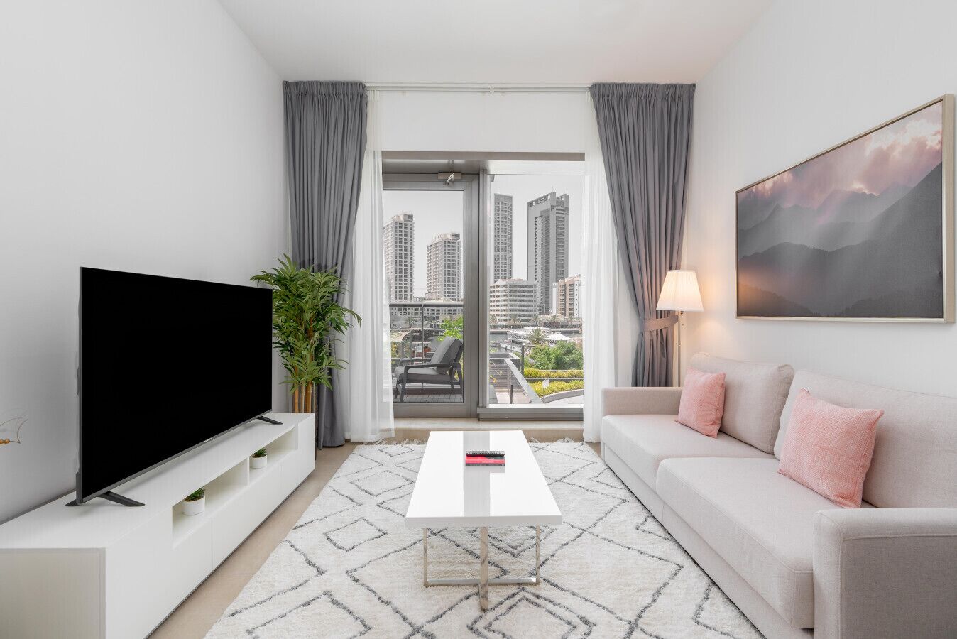 Apartamento Executivo, 1 quarto, vista para a piscina | Lençóis de algodão egípcio, roupa de alta qualidade, edredões de penas 