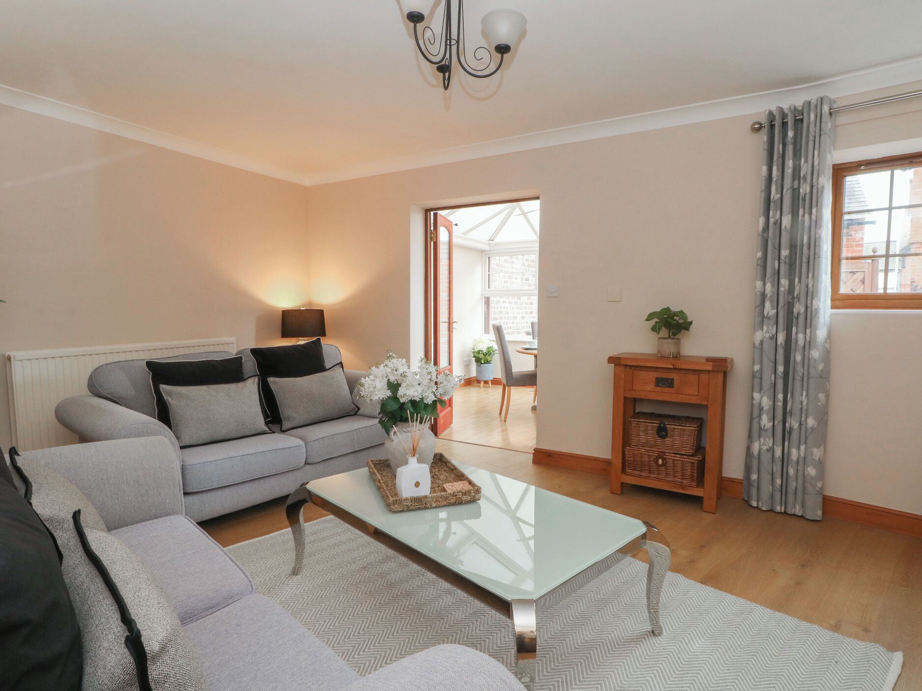 1 The Stables, Family Friendly, With A Garden In Rossett - Wrexham