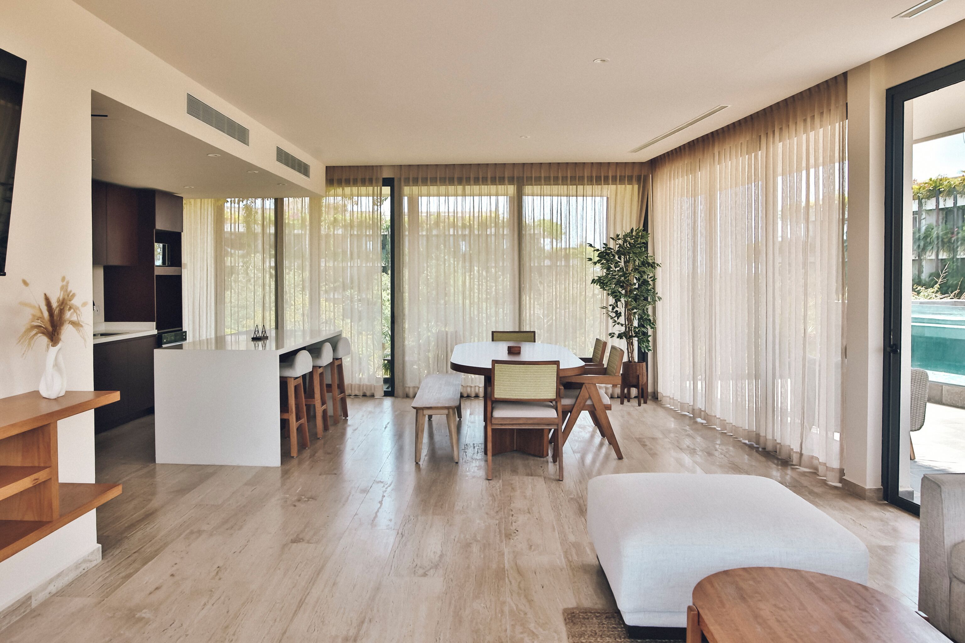 Apartamento família, vista para o jardim | Opções para refeição