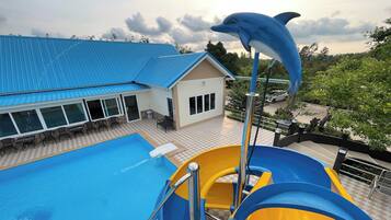 Piscina externa
