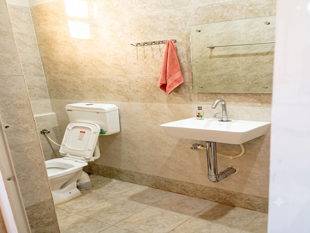 Quarto Standard | Casa de banho | Toalhas fornecidas, sabão, champô 