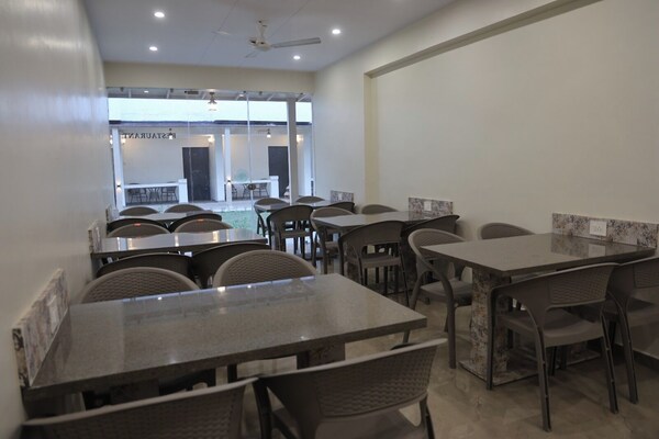 Hotel Krishiv - Gujarat