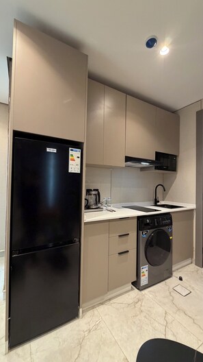 Apartamento, 1 quarto, acessível, para fumantes | Cozinha privada