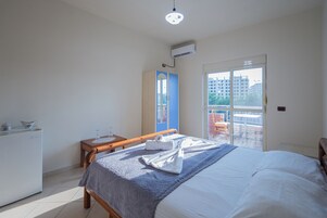 Estúdio Comfort, varanda, vista para o jardim | Wi-fi grátis, roupa de cama fornecida