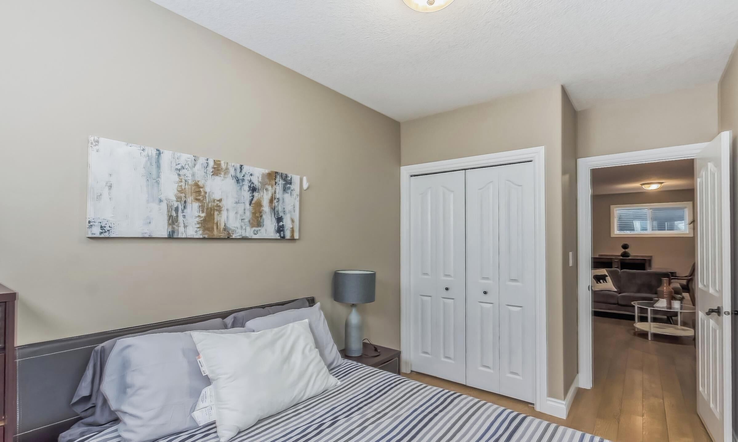 3br Ravain Suite In Upscale Area Donsdale Near Henday - Discounted Monthly Rate! - Edmonton