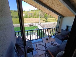 Vila luxo, vista para a piscina | Parte interna