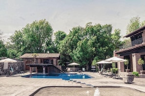 15 piscinas exteriores