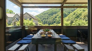 Quarto Básico, 2 quartos (The Hill (PrivateHouse/SharedPool)) | 1 quarto, Wi-fi grátis 