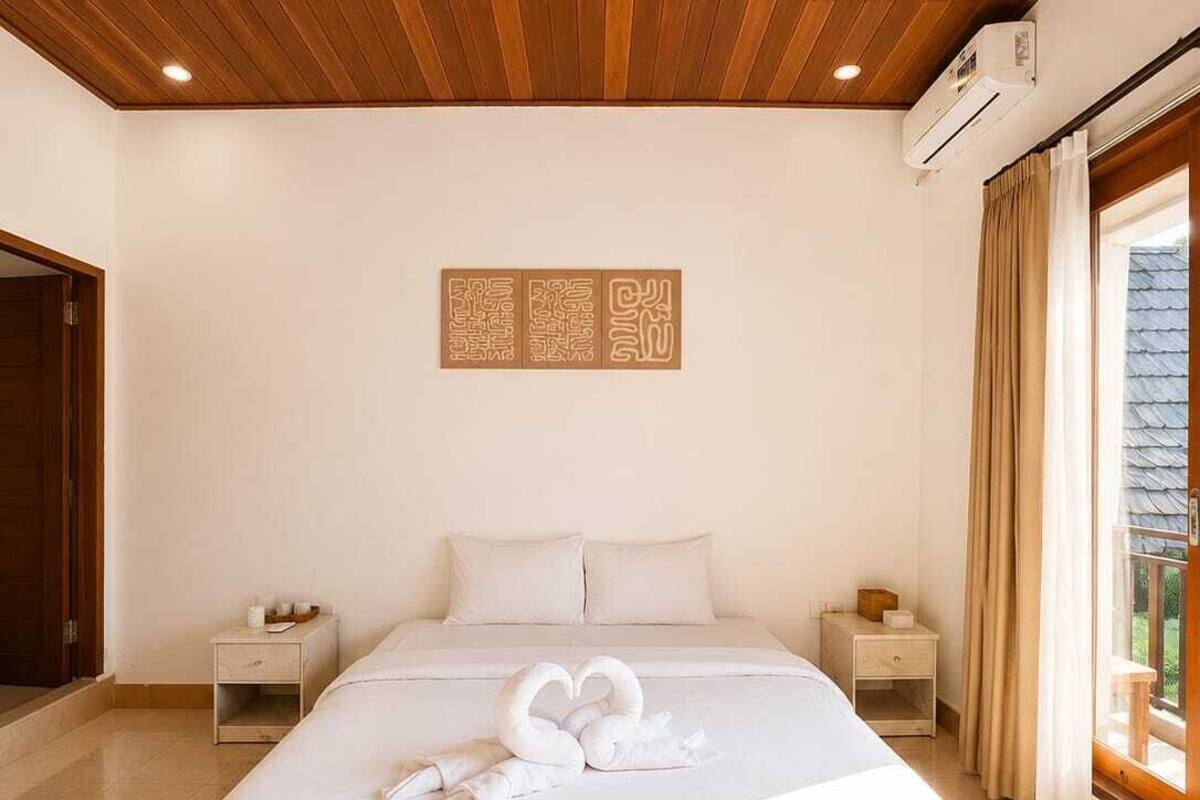 Cortinas/cortinados opacos, Wi-fi grátis, roupa de cama fornecida 