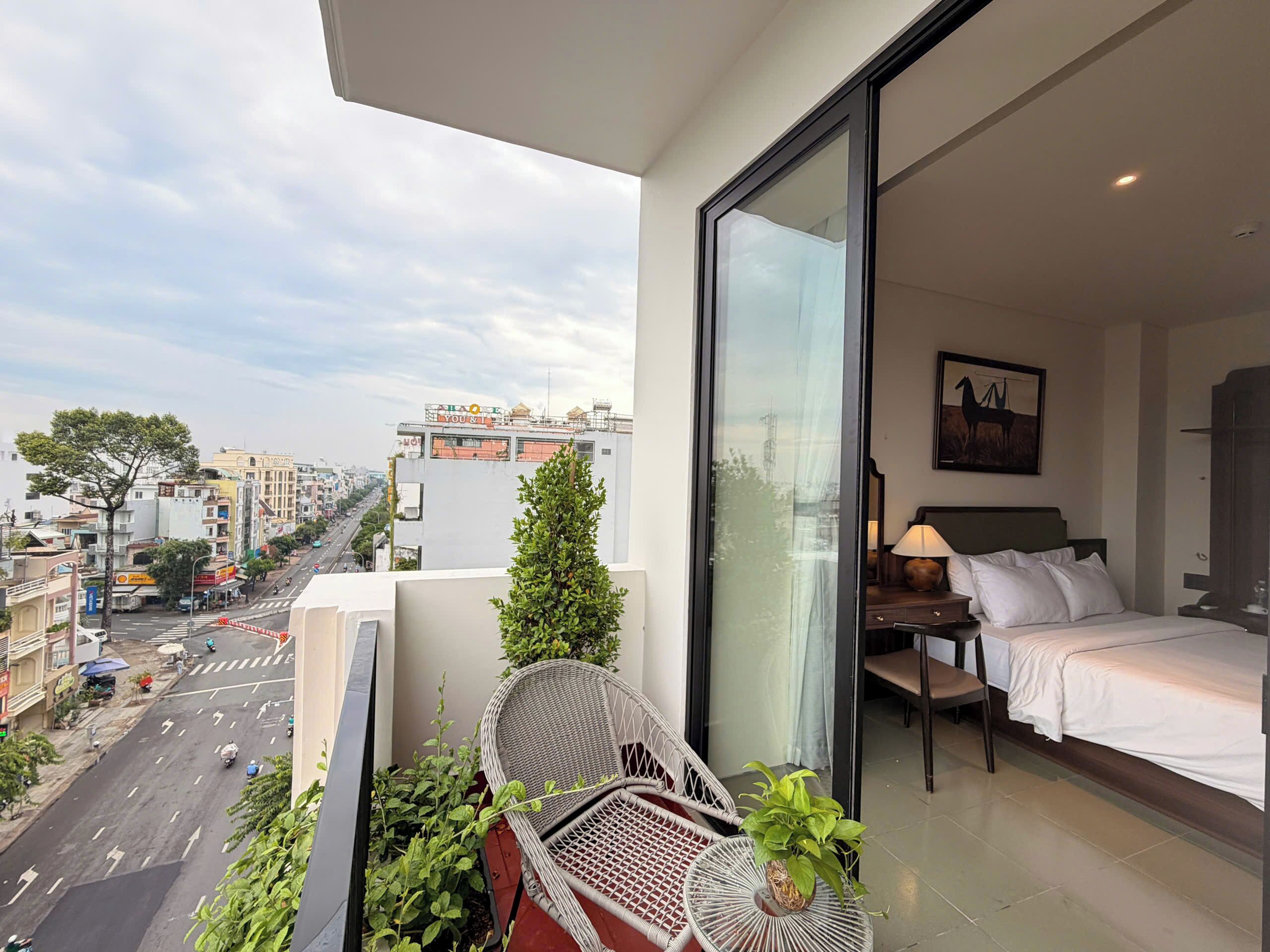 Estúdio Básico (Room) | Vista da varanda