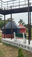 Quarto Clássico com Cama de Casal, pátio, vista para o jardim | Terrenos do alojamento