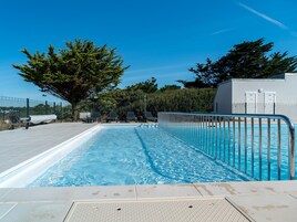 Apartamento | Piscina | Piscina exterior, uma piscina aquecida 