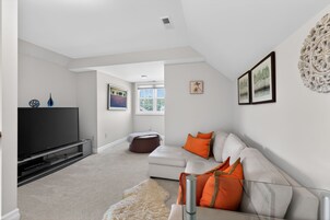 Casa, 3 quartos | Sala de estar | Smart TV