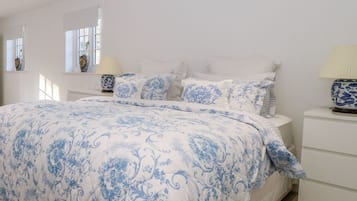 9 quartos, Wi-Fi de cortesia, individualmente decorados