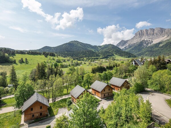 Family Apartment Near Ski-slope, Mini Market - Gresse-en-Vercors