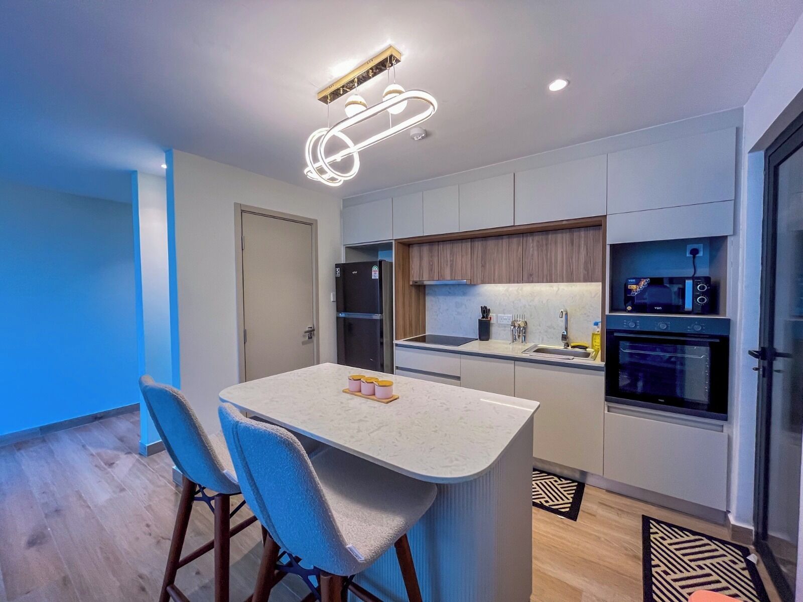 Apartamento Comfort, 1 quarto, vista para a praia | Cozinha privada | Um frigorífico/congelador grande, um micro-ondas, liquidificador 