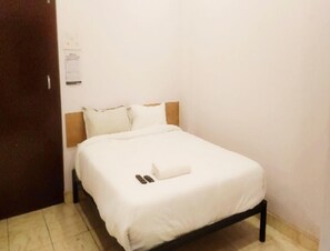 Quarto Duplo, Vista para a cidade | Secretária, Wi-fi grátis 