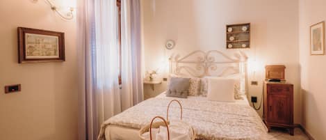 Quarto Duplo | Cofre no quarto, ferro/tábua de engomar, Wi-fi grátis
