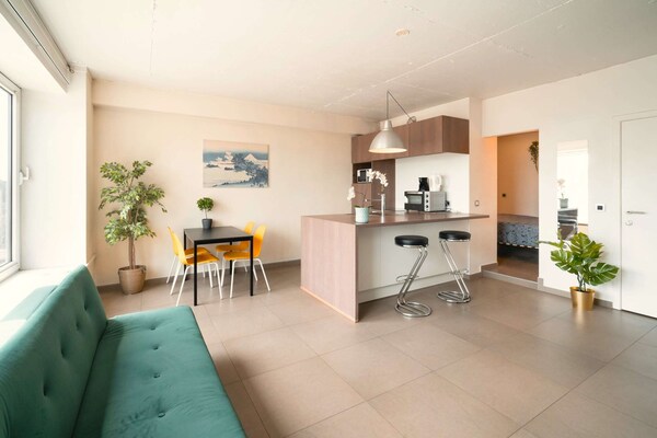 Deluxe 7-guest Apartment In Antwerp - Anvers