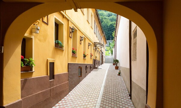 Staynatural Brasov Center - Brașov, Rumanía
