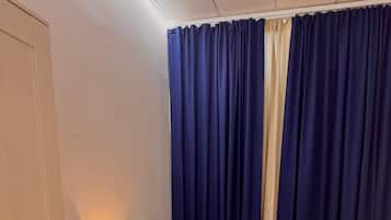 Quarto Duplo ou Twin Deluxe | Cofre no quarto, ferro/tábua de engomar, Wi-fi grátis