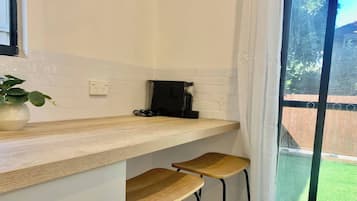 Apartamento, 1 quarto, piscina privativa, vista para o jardim | Interior