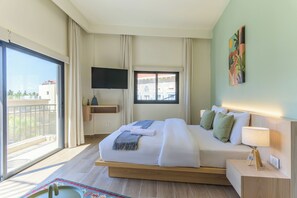 Estúdio luxo, 1 cama de casal, cozinha americana, vista para a cidade | Roupas de cama de algodão egípcio, roupas de cama premium