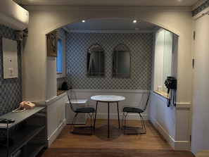 Quarto Deluxe | Wi-fi grátis, roupa de cama fornecida 