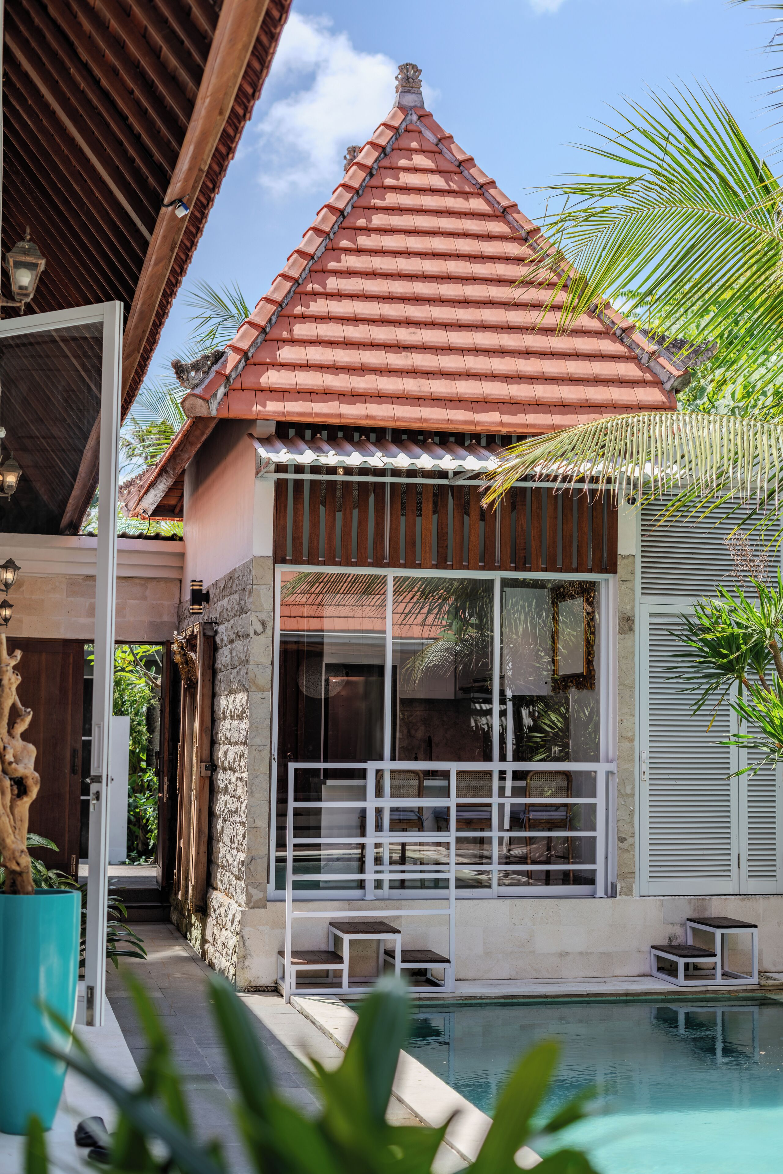 Vila família, vista para a piscina | Fachada