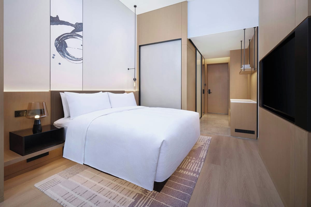 Quarto, 1 cama king-size, Vista para a cidade