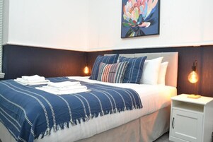 Quarto casal, vista para a cidade | Wi-Fi de cortesia