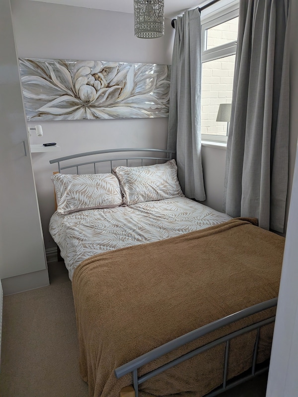 Bungalow Sleeps 4 With Parking - Skegness