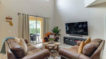Casa (Multiple Bedrooms) | Parte interna