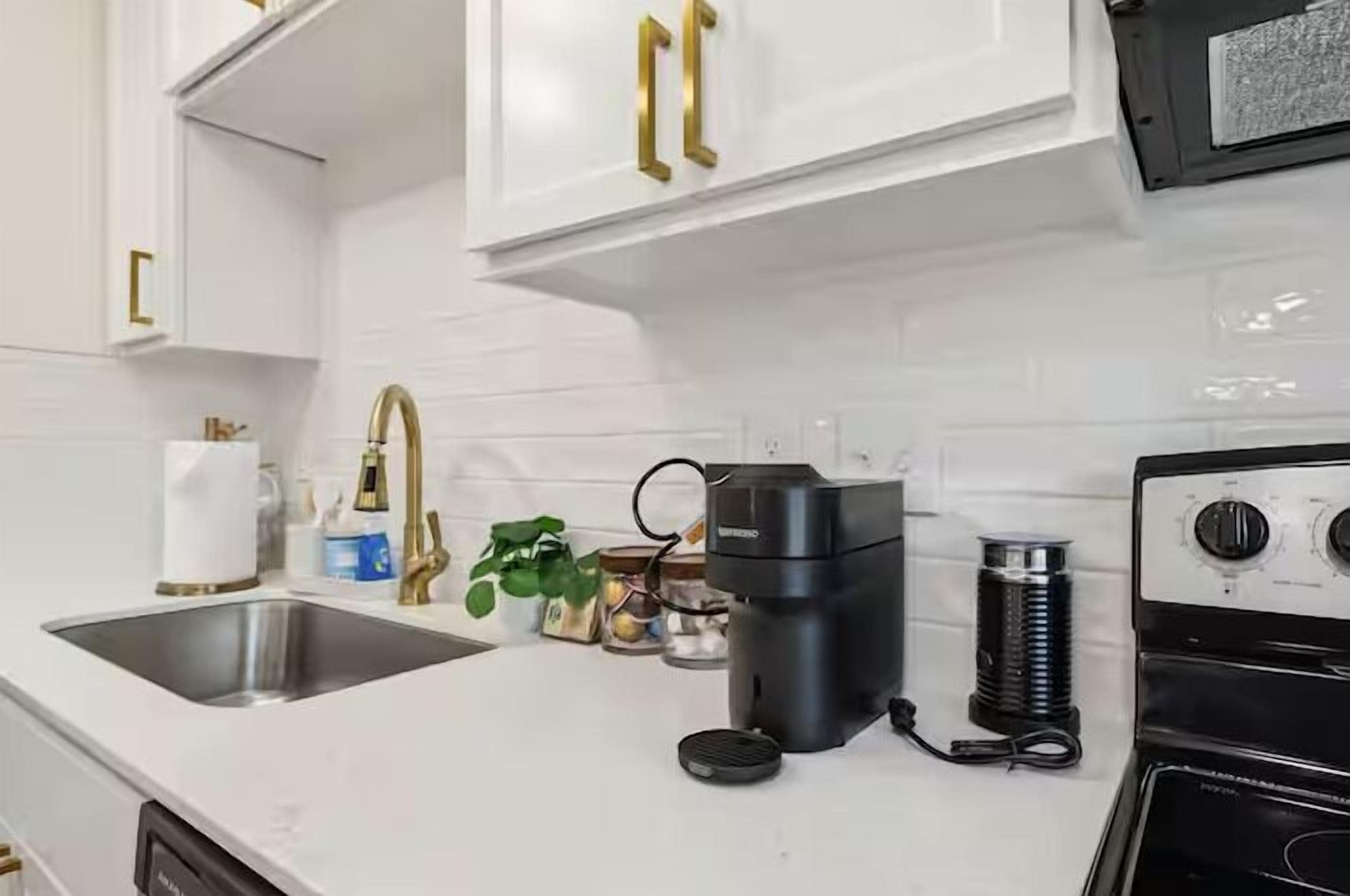 Casa de Luxo, 2 quartos, não fumadores, não se aceitam animais de estimação | Cozinha privada | Um frigorífico/congelador grande, um micro-ondas, um forno 