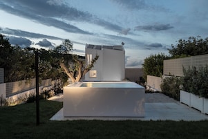 Banheira de hidromassagem exterior
