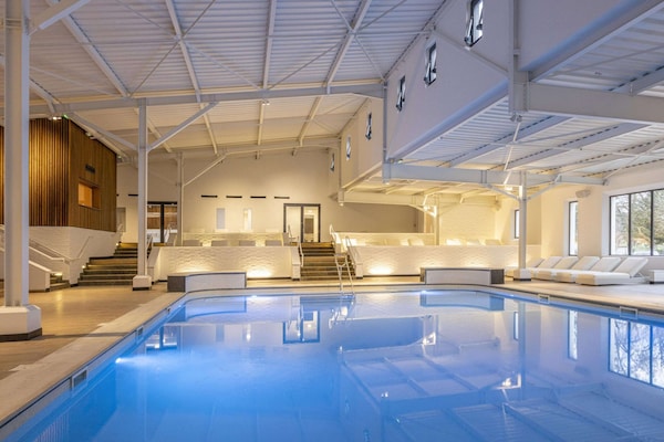Cozy 2-person Stay Near Thermal Spa - La Roche-Posay