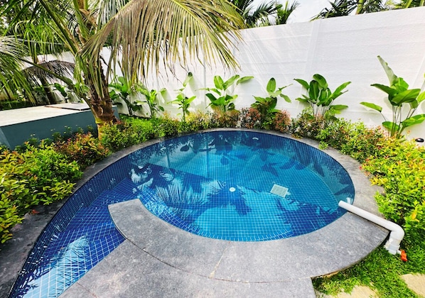 Vanasiri Resort by Travent Mug en Kanakapura: ver hotel, precios y ...