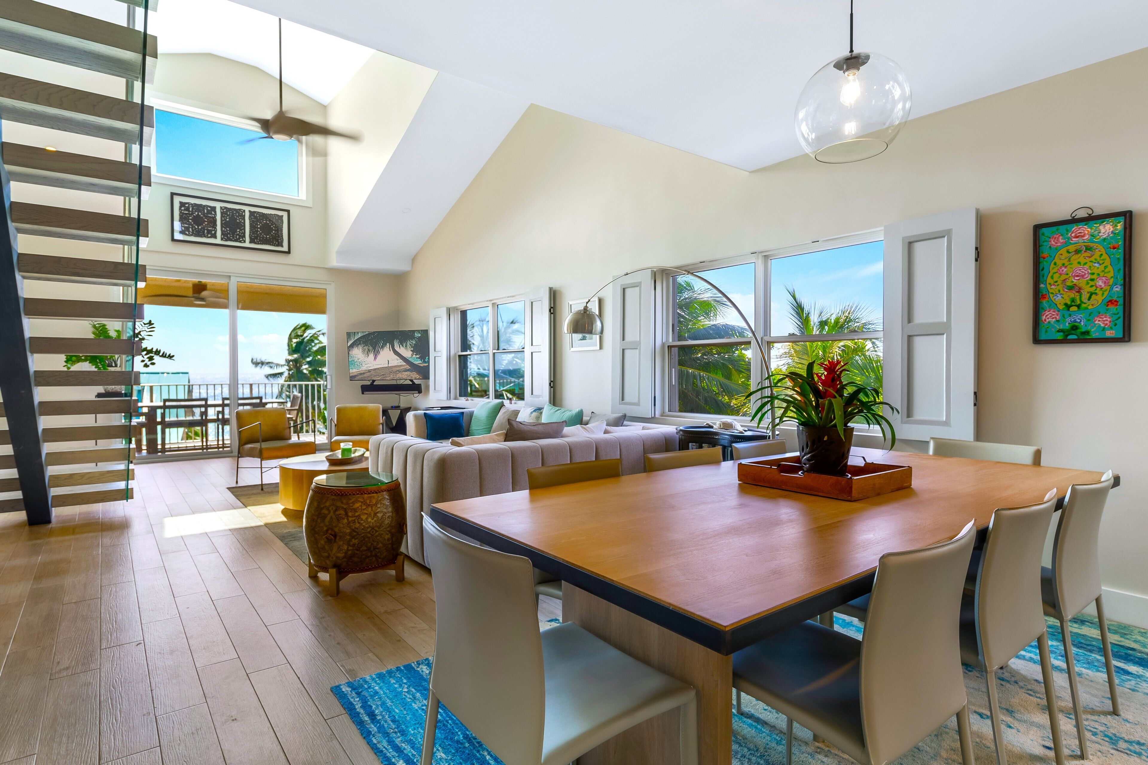 Penthouse de Luxo, 3 quartos, vista para a praia, em frente à praia | Restaurantes