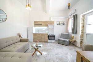 Apartamento Comfort, varanda | Sala de estar
