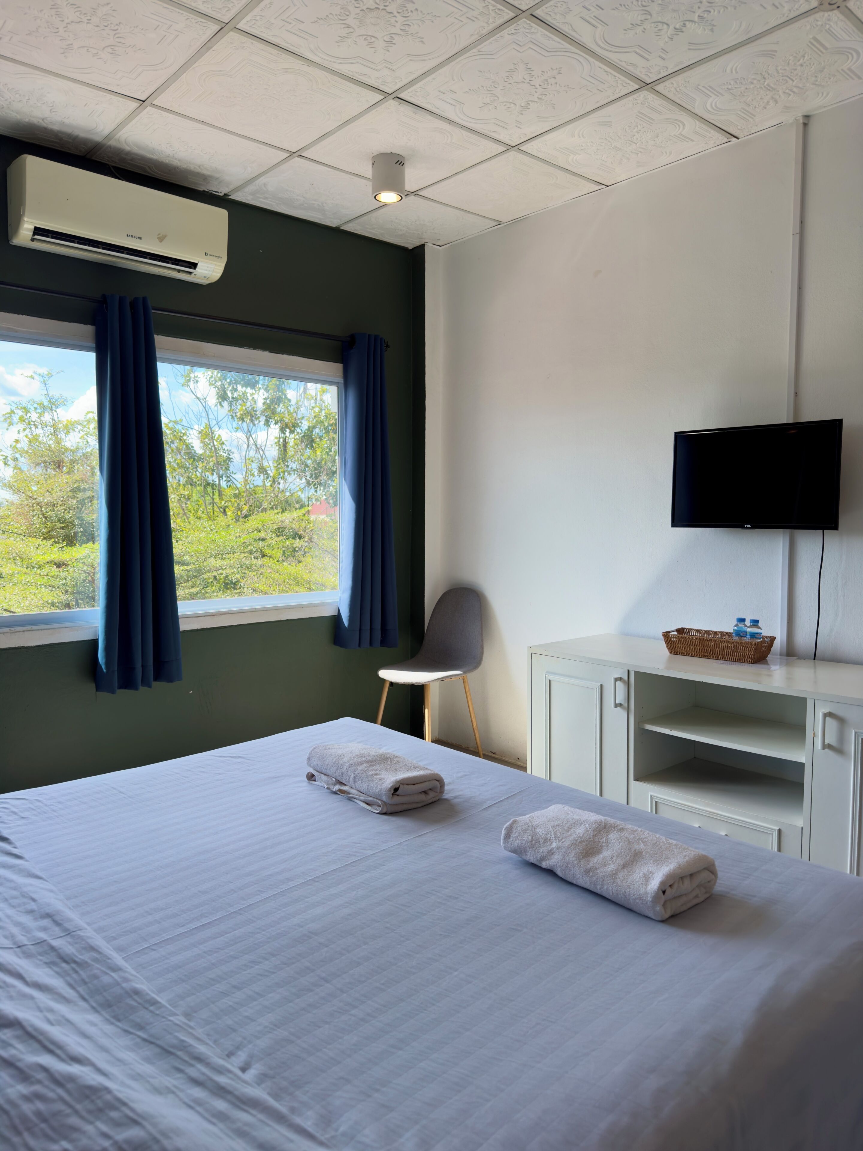 Quarto casal standard, vista para a cidade | Cortinas blackout, quartos à prova de som, Wi-Fi de cortesia
