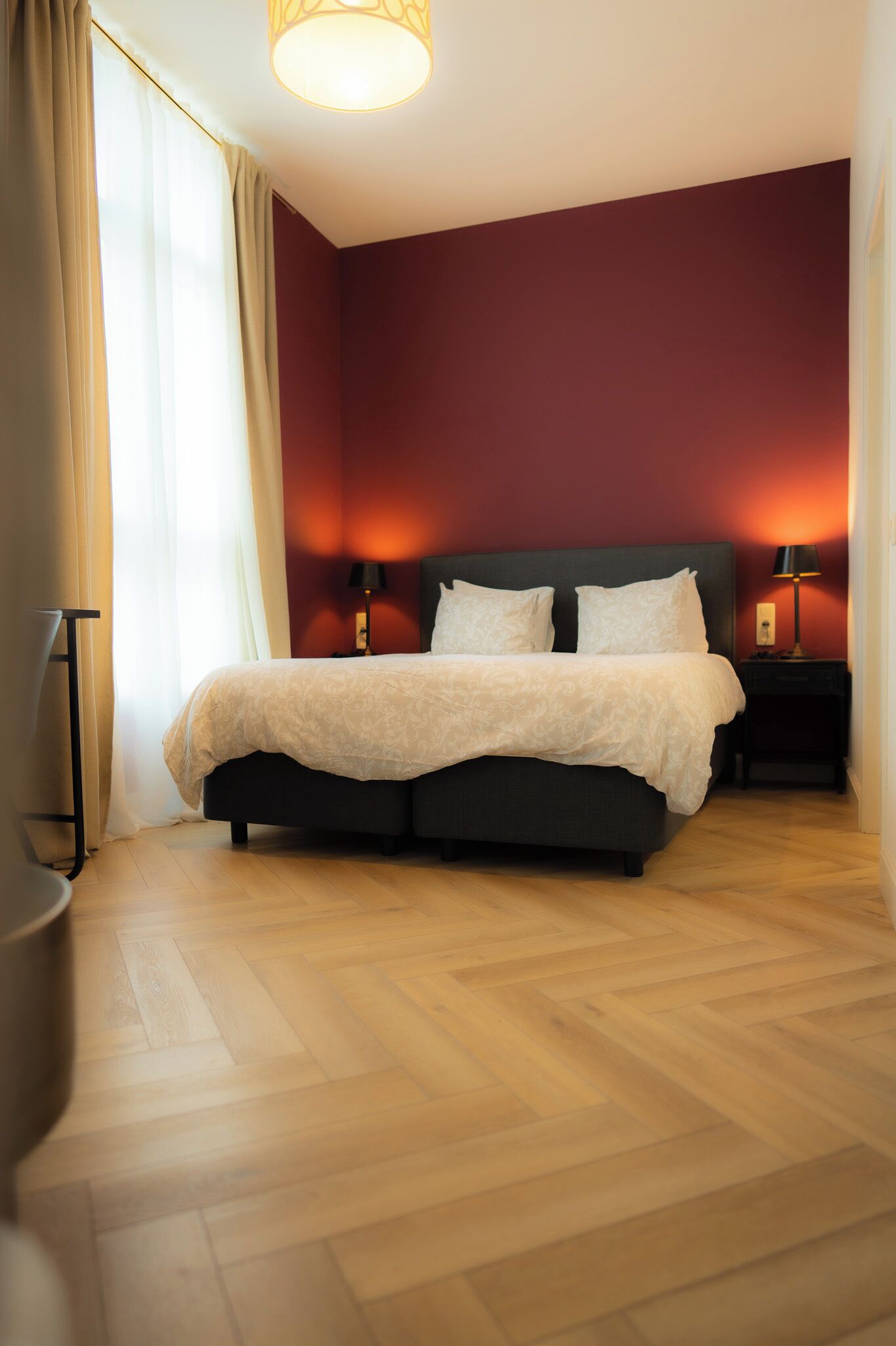 Quarto Duplo Deluxe, Vista para a cidade | Minibar, quartos insonorizados, Wi-fi grátis, roupa de cama fornecida 