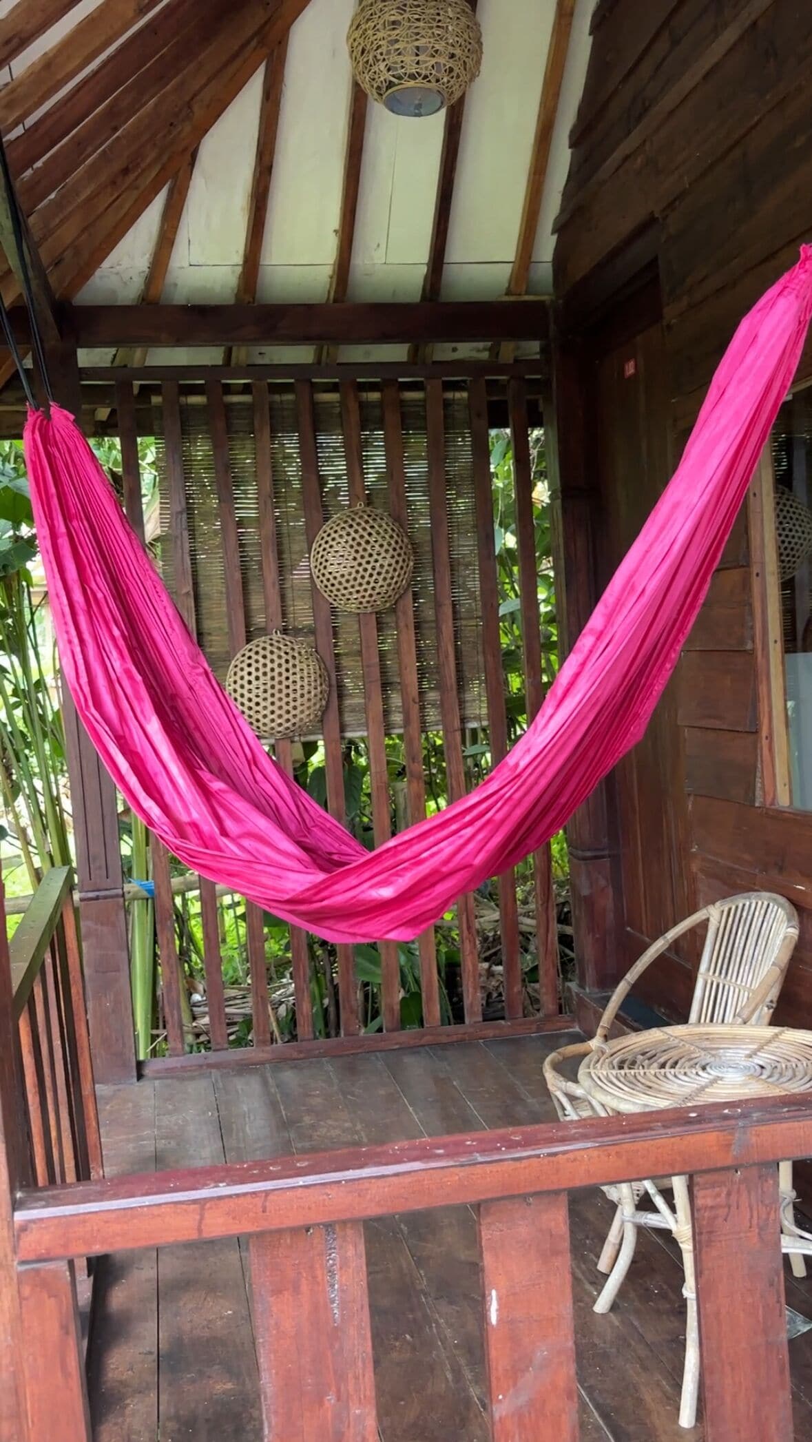 Quarto, pátio, vista para o rio | Terraço/pátio interior