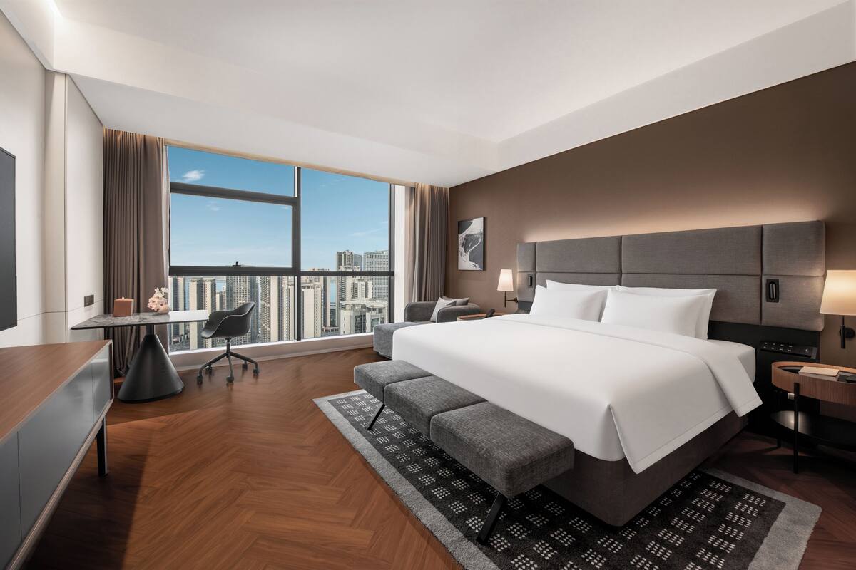 Roupas de cama premium, frigobar (abastecido com itens grátis)